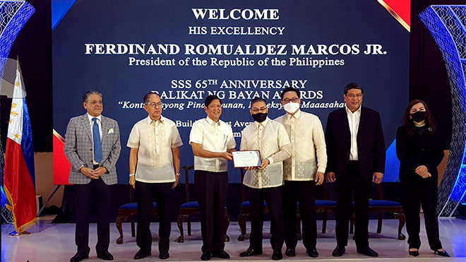 Metrobank named as SSS’ 2022 Balikat ng BayanBest Collecting Partner ...