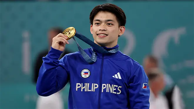 Train spotlight on Yulo’s triumph, not on his personal drama • The ...