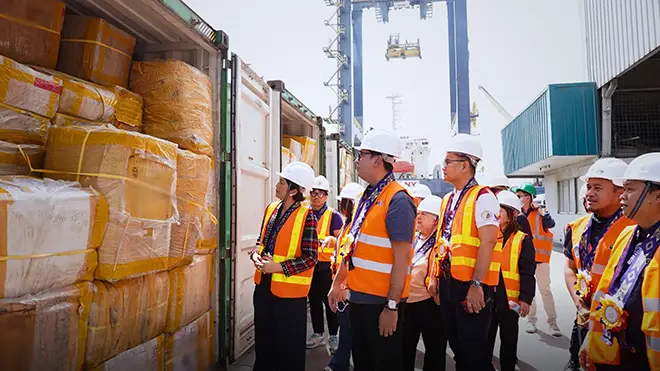 BOC, private forwarders begin delivery of abandoned balikbayan boxes ...